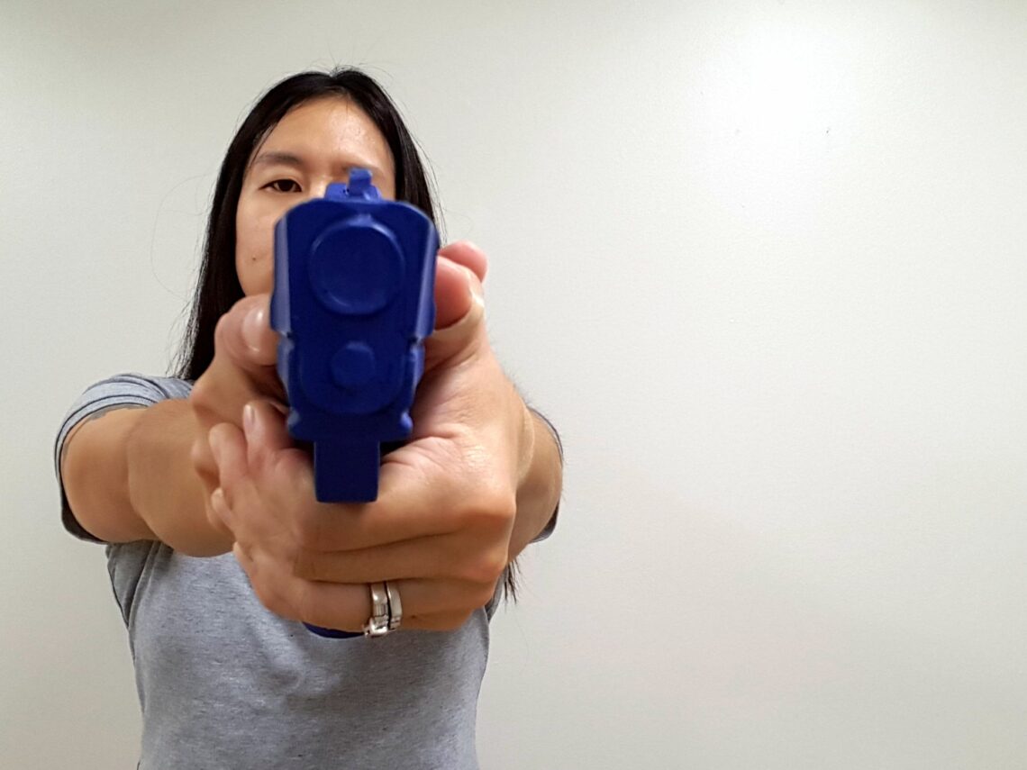 Shooting Vision 101: Cross-Dominance - The Broad Side